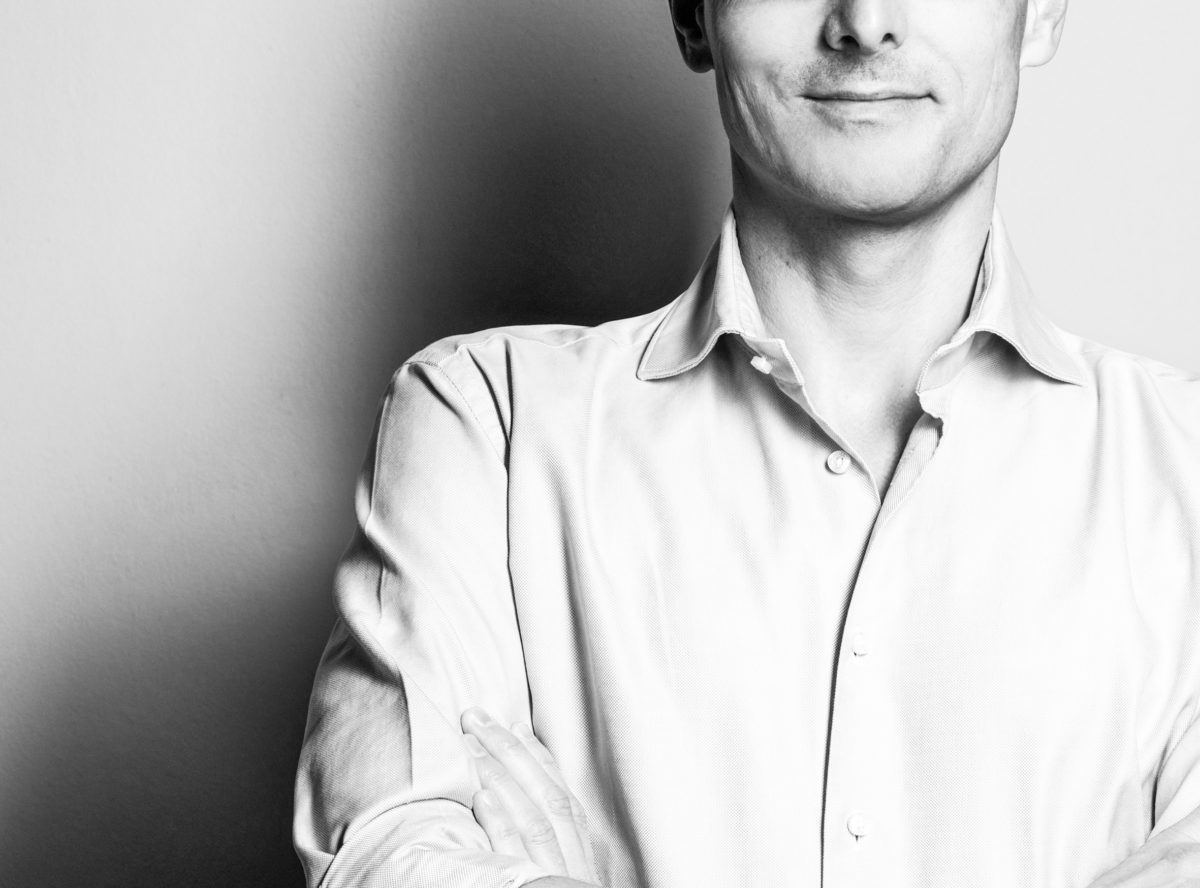 In die Schelmerei mit vollem Mieder – Schweizer Monat